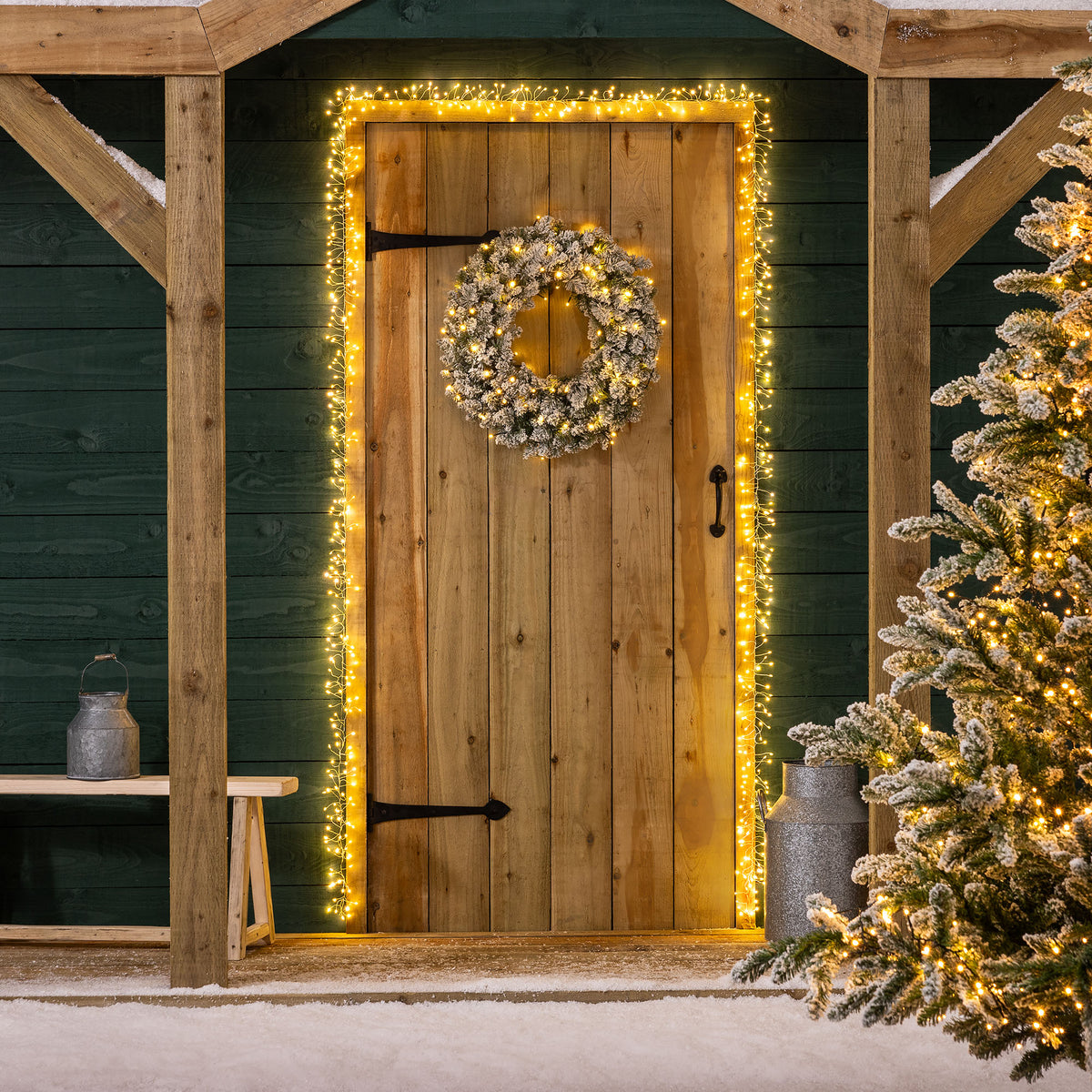 Christmas Cluster Light Door Garland | 5.5m Lit Length | Christow