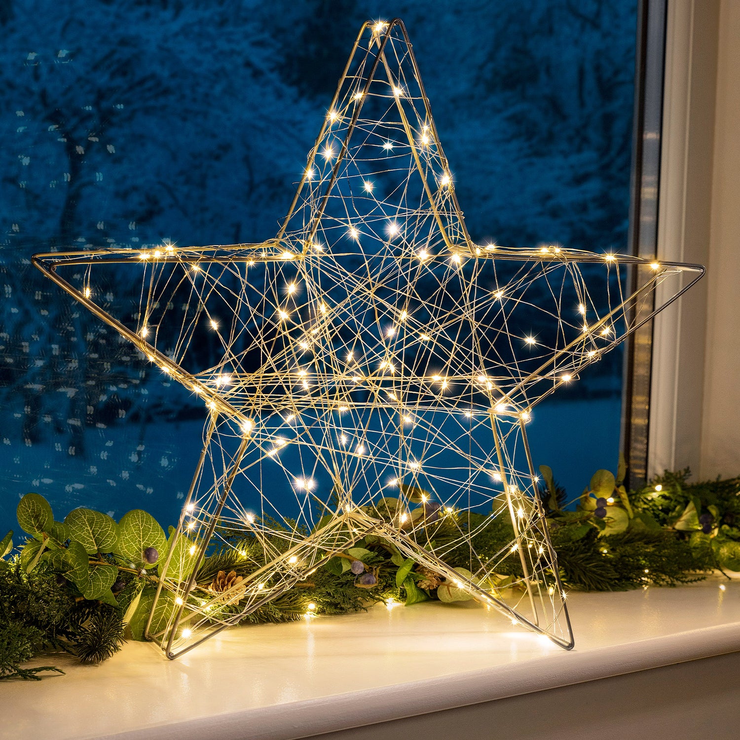 Light Up Star Decoration | 35cm & 50cm | Christow