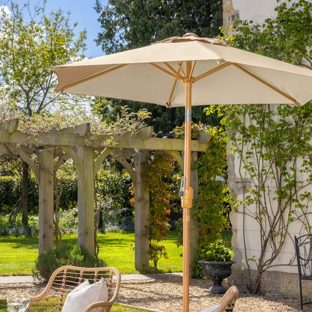 Wood-Effect Parasol with Tilt – 2m | Christow